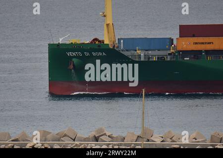 The container ship Vento di Bora arrives at the French Mediterranean ...