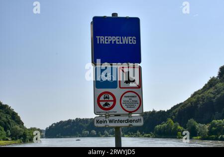 Donau, Treppelweg, Radweg, Strudengau, Schild, Tafel, Verkehrszeichen ...