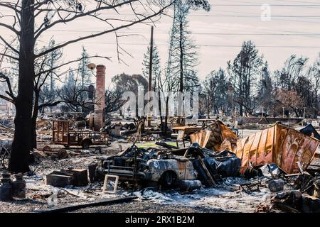 Burnt remains from Tubbs Fire, Santa Rosa, California, USA Stock Photo ...