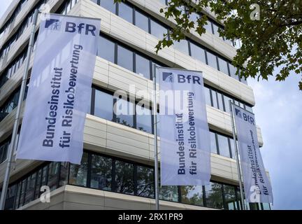 BfR, Federal Institute for Risk Assessment, Federal Ministry of Food ...