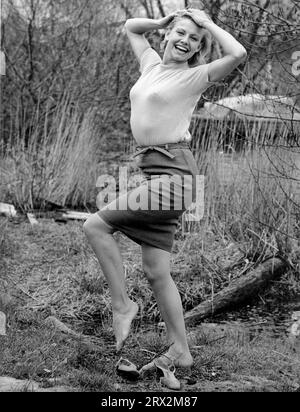 Gun Sundberg runner-up in the weekly magazine Vecko Revyn's beauty ...