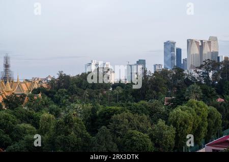 View across Phnom Penh, Cambodia Stock Photo - Alamy