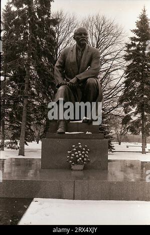 COPENHAGEN/DENMARK. (File images 1988 Moscow,Russia )Len staue at lene ...