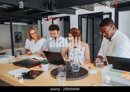 Efficient cross-generational team, working together for project ...