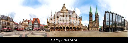 Panorama of Rathaus square and Bremen Rathaus (town hall ) in gothic ...
