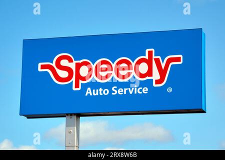 Speedy Auto-Service Garage sign, Dartmouth, Canada Stock Photo - Alamy