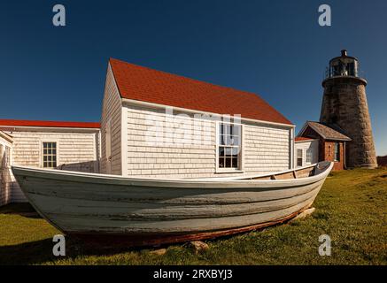 Monhegan Island Lighthouse and Quarters and The Monhegan Museum ...