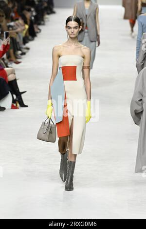 Model Lulu Tenney walks on the runway at the Brandon Maxwell fashion ...