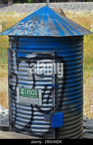 US Geologic Survey stream gaging station along the Alameda Creek in ...