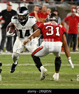 Tampa Bay Buccaneers safety Antoine Winfield Jr. (31) runs on the field ...