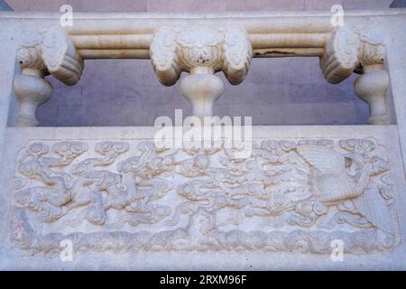 Exquisite Chinese ancient railing sculpture architectural landscape ...