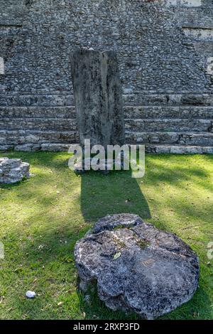 Structure A-3 with its stela and altar in the Mayan ruins in the ...