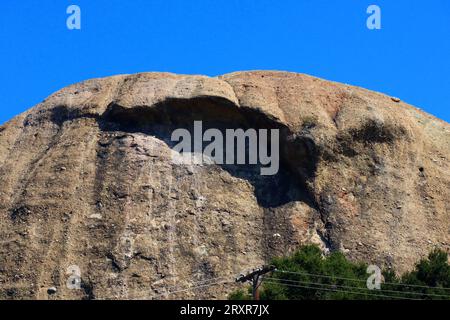 Eagle Rock, Los Angeles – Eagle Rock a large boulder whose shadow ...