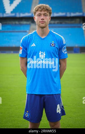 25 September 2023, Hamburg: Soccer: 2.Bundesliga, photo session ...