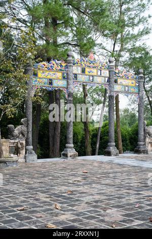 Colourful tiled archway at Dong Khanh Emperor Tomb, Huế, Vietnam Stock ...
