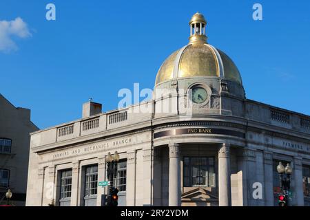 PNC bank building in historic Georgetown, Washington DC Stock Photo - Alamy