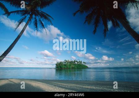 Small Island, Muri Lagoon, Rarotonga, Cook Islands, Muri Lagoon Stock ...