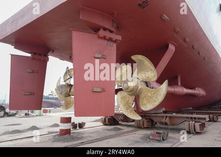 Full rotation pod thruster on a ship Stock Photo - Alamy