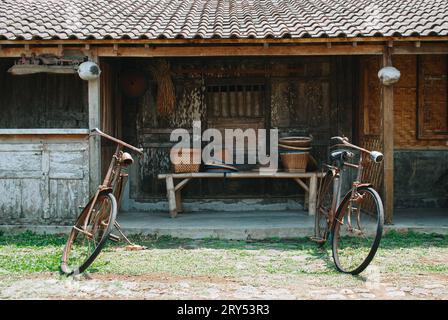 Traditional Javanese house known as Joglo Stock Photo - Alamy