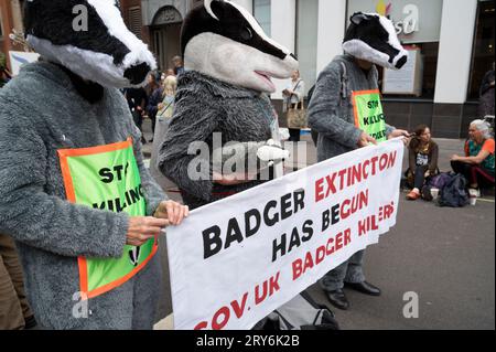 Restore Nature Now. Protest outside DEFRA September 28th 2023 Stock ...