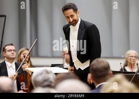 Chefdirigent Nabil Shehata, Offizielle Eroeffnung Eröffnung, neuer ...