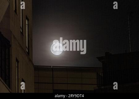 September 2023 Lunar calendar, Moon cycles, Moon Phases Stock Photo - Alamy