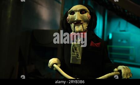 SAW X (2023), directed by KEVIN GREUTERT. Credit: Lionsgate / Twisted ...