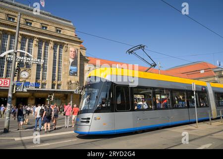 Tram, Leipziger Verkehrsbetriebe, Willy-Brandt-Platz, Leipzig, Sachsen ...