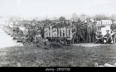 World war One: the first pontoon bridge built across the Marne by U.S ...