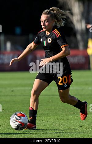Giada Greggi of AS Roma Women in action during the 2021/2022 Serie A ...