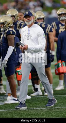 Annapolis, MD, USA. 30th Sep, 2023. Navy Midshipmen FB #46 Alex Tecza ...