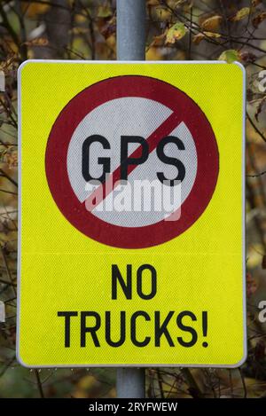 A no GPS reception traffic sign Stock Photo - Alamy