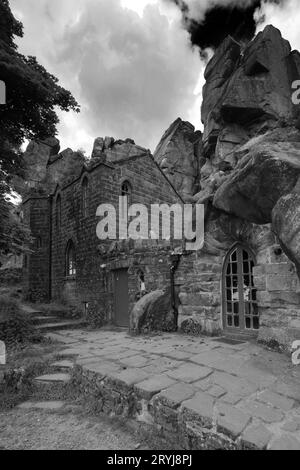 The Roaches and Hen Cloud, Leek, Staffordshire, Peak District National ...