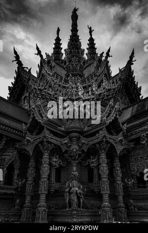 Sanctuari Oob Truth (Thailand Cheongburi Province Stock Photo - Alamy