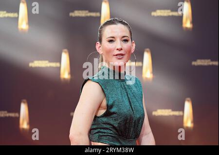 Schauspielerin Jeannine Michaelsen kommt zur Gala und Verleihung des ...