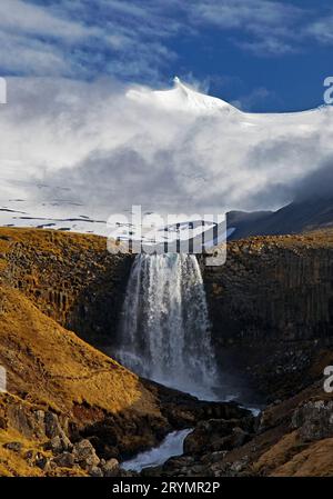 Svoedufoss Waterfall, Snaefellsjoekull National Park, Snaefellsnes ...