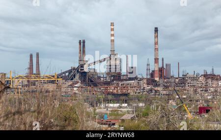 Destroyed buildings of the workshop of the Azovstal plant in Mariupol ...