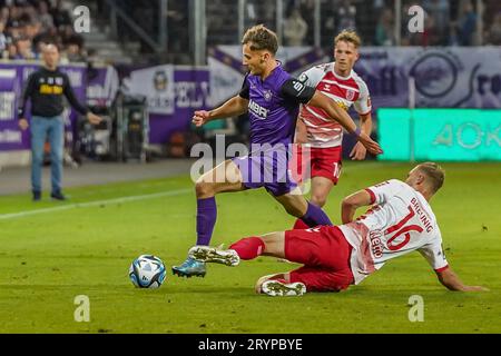Louis Breunig (SSV Jahn Regensburg, 16), Sergio López (Darmstadt 1898 e ...