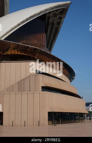 Detail of the 'shell' precast concrete architecture of Sydney Opera ...