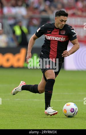 Nadiem Amiri fotografiert beim Fußball Conference League Spiel Mainz 05 ...