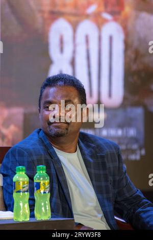 Legendary Sri Lankan cricketer Muthiah Muralidaran and Former Indian ...