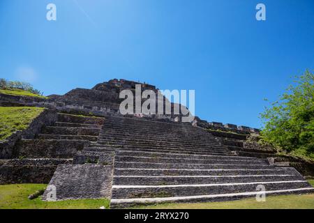 Pyramide in Belize Stock Photo - Alamy