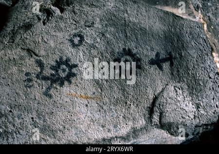 Pictographs, Symbol Bridge Cave, Lava Beds National Monument, Modoc and ...