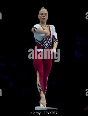 Lea QUAAS (GER) Balance beam, Gymnastics, DTB Cup, Porsche Arena ...