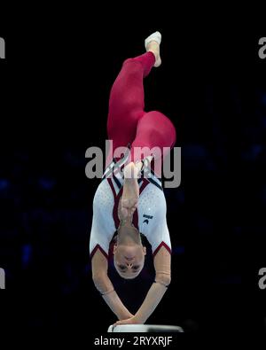 Lea QUAAS (GER) Balance beam, Gymnastics, DTB Cup, Porsche Arena ...