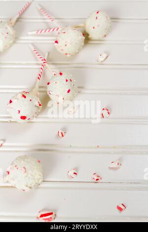 Peppermint chocolate cake pops Stock Photo - Alamy