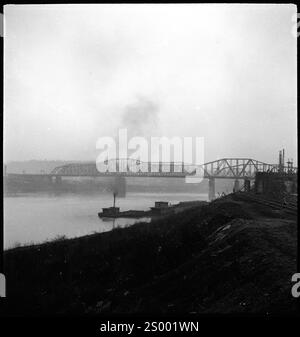 Photograph of the Ohio River Bridge in Huntington, West Virginia ...