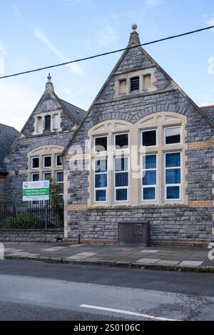 Cogan Primary School in Cogan near Penarth South Wales Stock Photo - Alamy