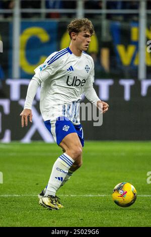 nico paz como during serie A match Como 1907 vs AC Milan - Como january ...