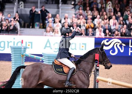 Tim Gredley of United Kingdom with Imperial HBF during the Longines FEI ...
